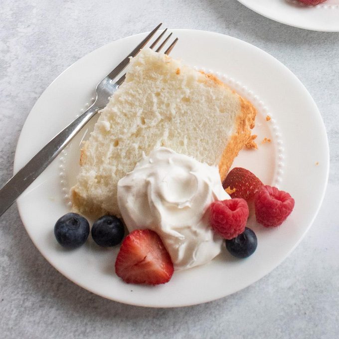 15 easy diabetic-friendly birthday cakes
