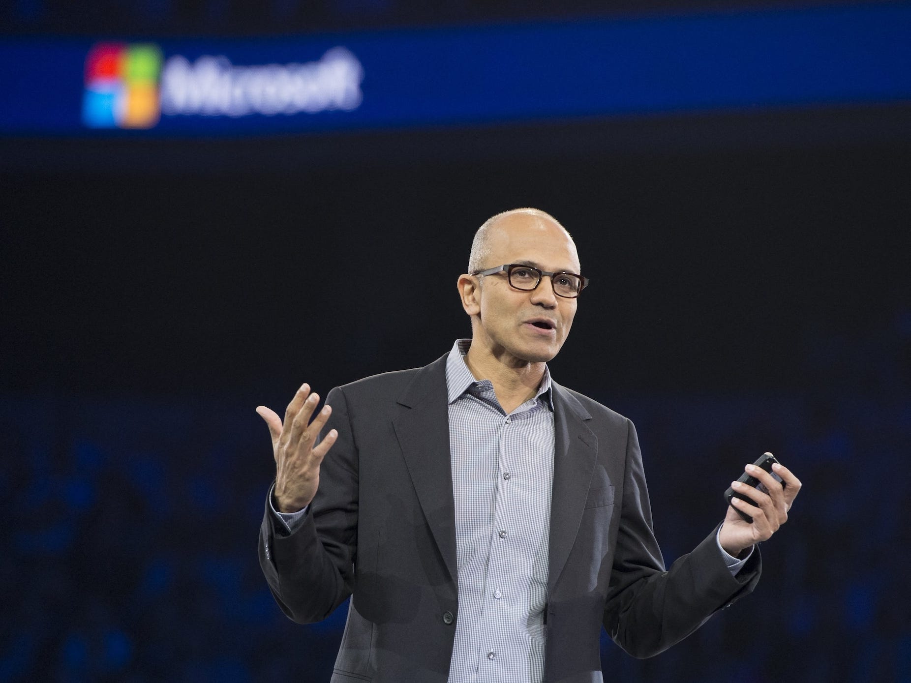 Meta and Microsoft beat earnings. Wall Street's eyes are now on Apple ...