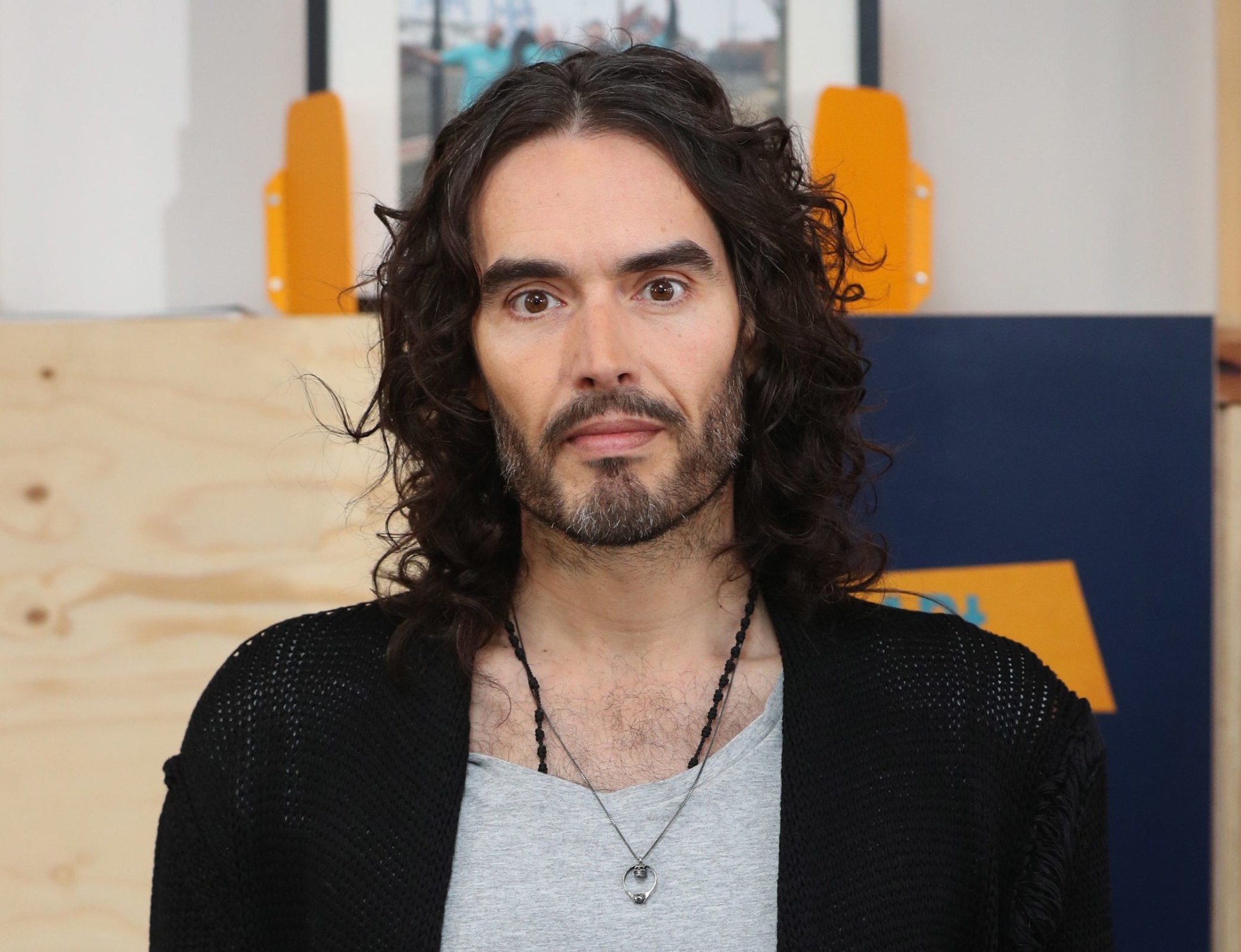 Russell Brand welcomes rape trial after claims he 'dragged woman into ...