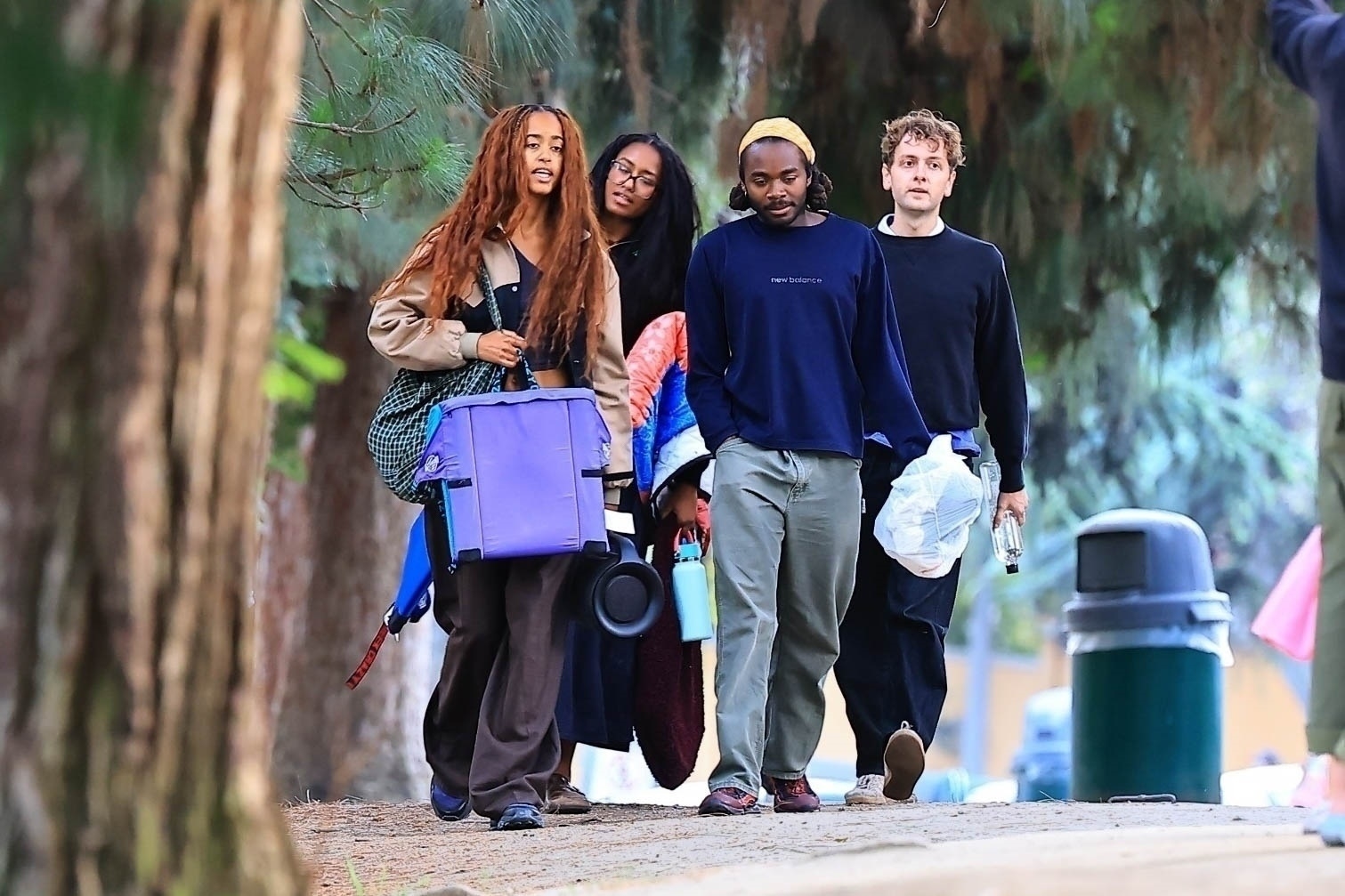 Malia and Sasha Obama pose for rare photo together at singer Destin ...