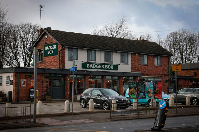 Nottinghamshire pub kitchen temporarily closed after receiving one star ...