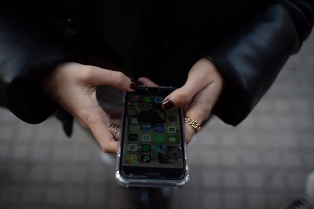Tres detenidos por robar una cartera y un móvil en el casco histórico ...