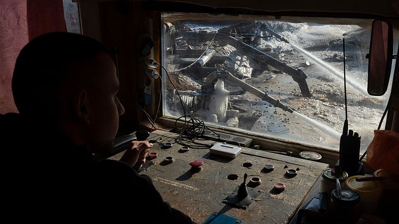 Leaked: Ukraine and US intend to finalise mineral exploitation deal by ...