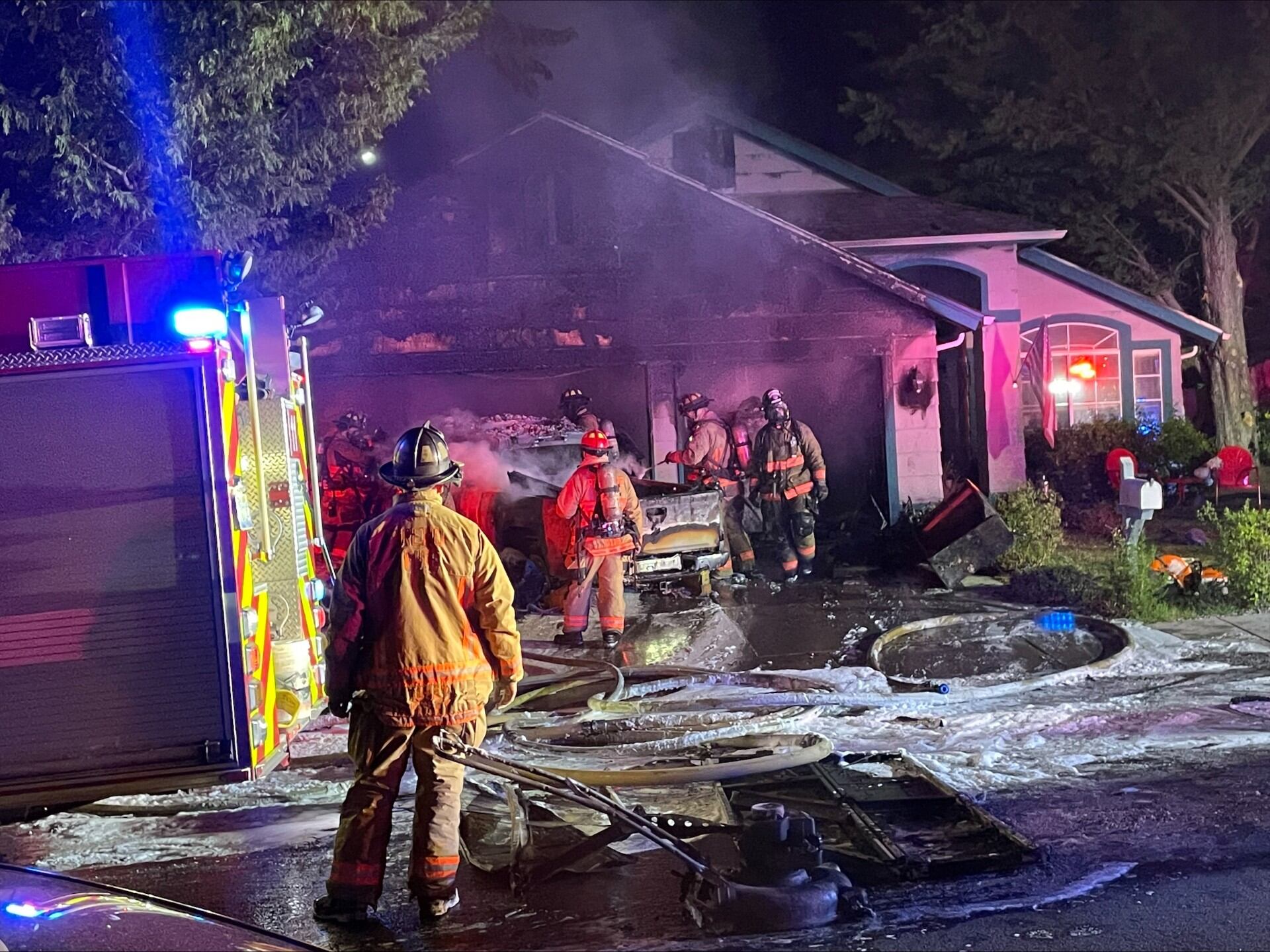 Garage fire in northwest Reno under investigation