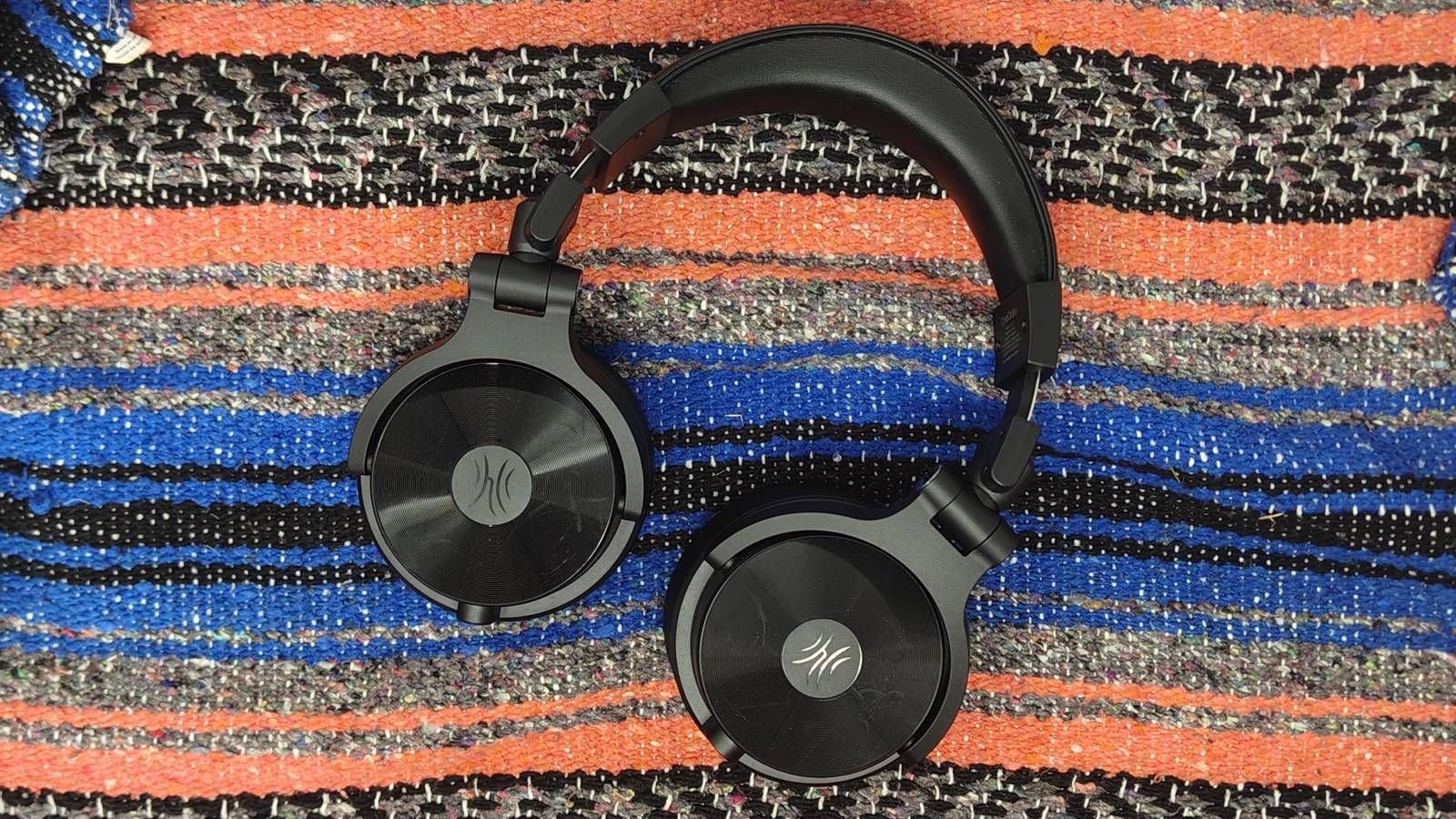 OneOdio's DJ headphones have two features non-DJs will love –but for ...
