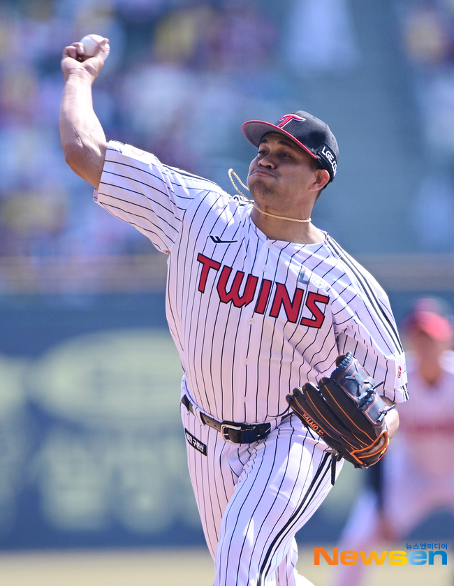 ‘5G 연속 퀄리티스타트’ 치리노스, SSG전 7이닝 1실점 호투..4승 눈앞