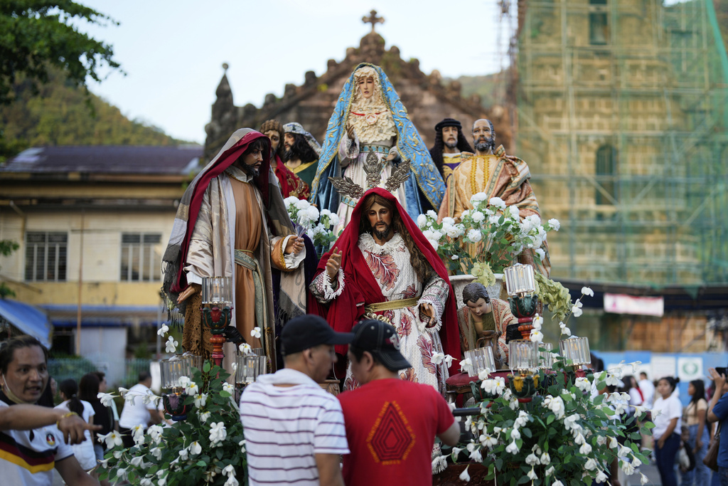 AP PHOTOS: Devout in the Philippines mark Holy Week with flagellations ...