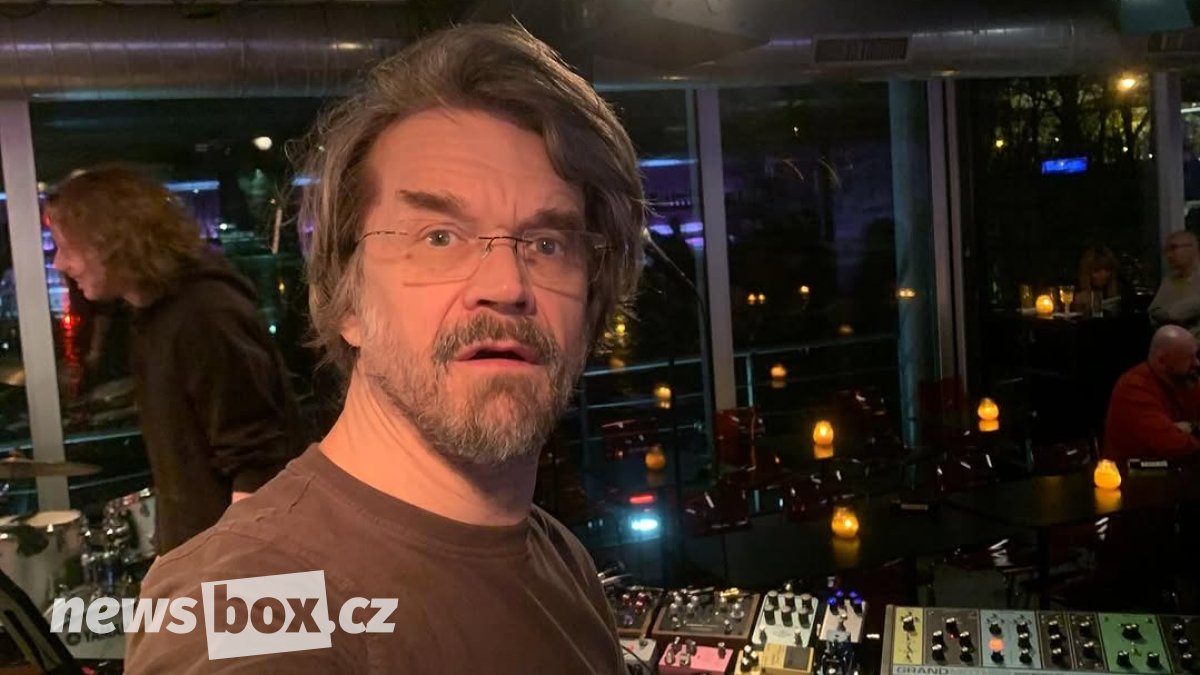 Dan Bárta přijde o další koncerty J.A.R. Kapela odhalila, jak na tom je