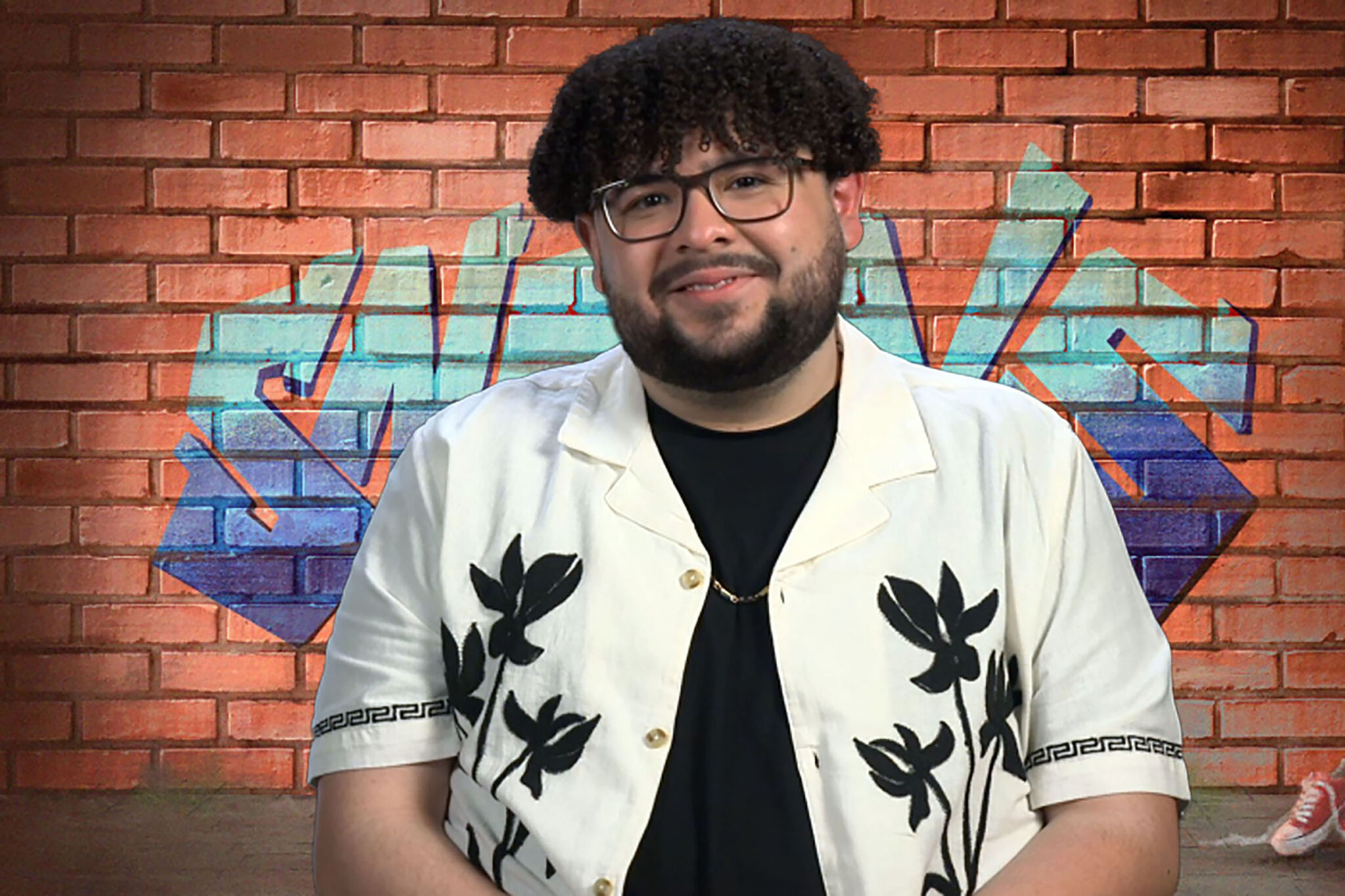 ‘Modern Family' star, Texas actor Rico Rodriguez takes basketball court ...