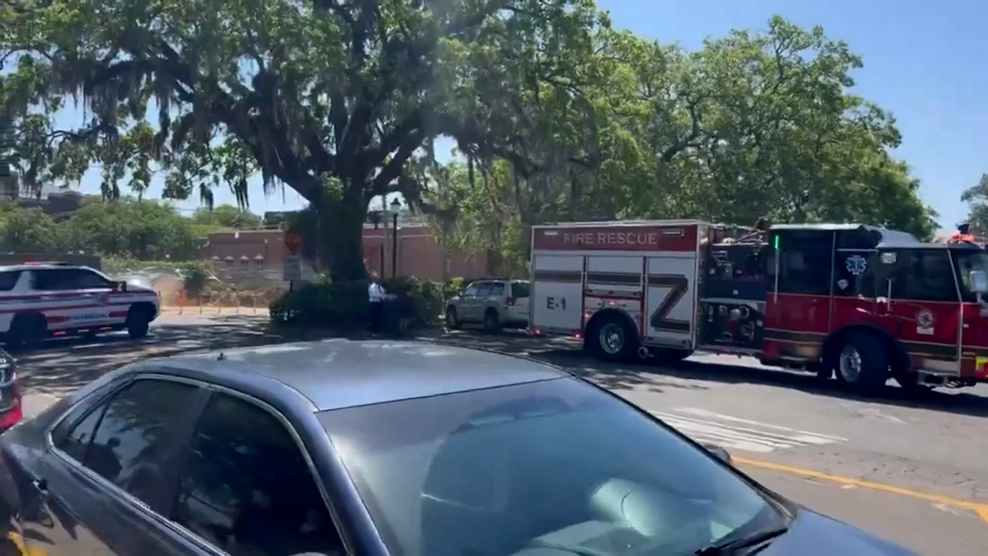 Florida State University shooting: Video shows emergency crews on ...