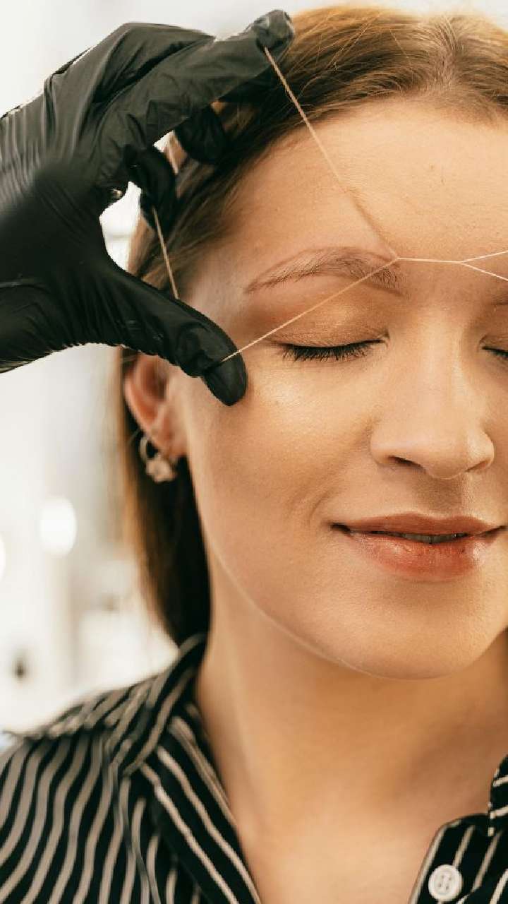 Eyebrow Threading vs Waxing: Which Is A Better Method?