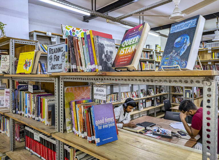 No sharp shushes or ‘‘finger on the lips’, community libraries ...