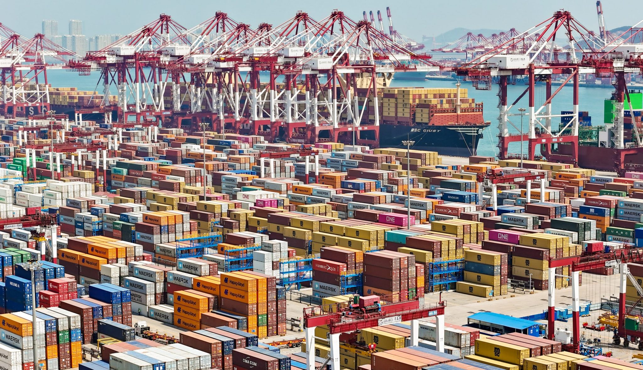 The U.S. trade deficit: It’s time to dump do-it-yourself economics and ...