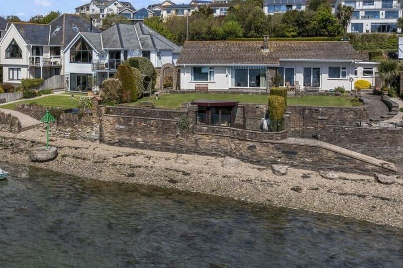 Plans for 'massive' Devon estuary home have been sunk