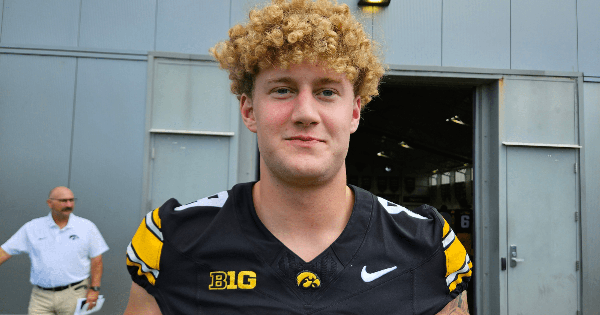 Iowa TE Gavin Hoffman signs with Missouri