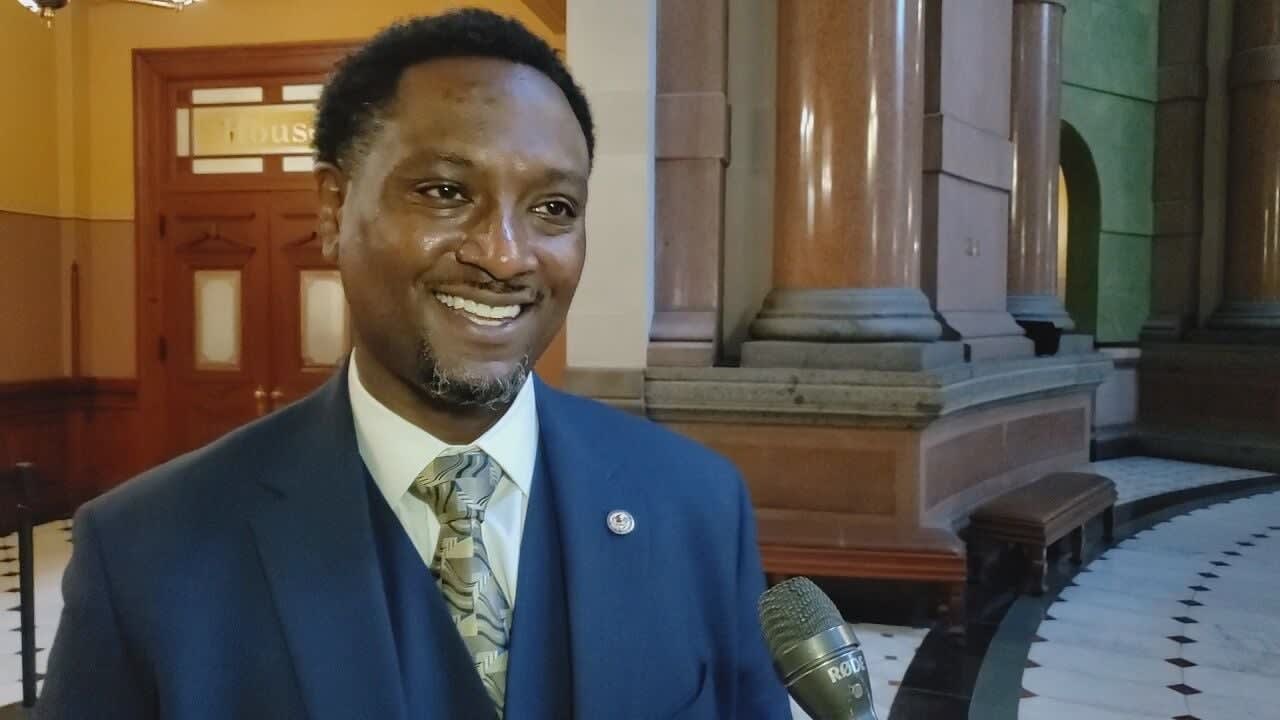 Legislation banning Native American mascots creates controversy