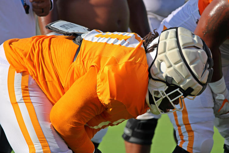 Tennessee lineman projected as Mr. Irrelevant in 2025 NFL draft