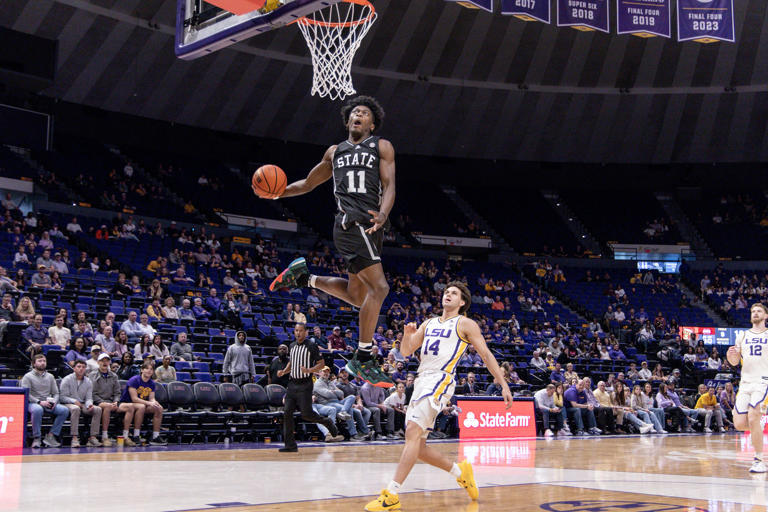 Prominent Big Ten basketball analyst breaks down Michigan State SG ...