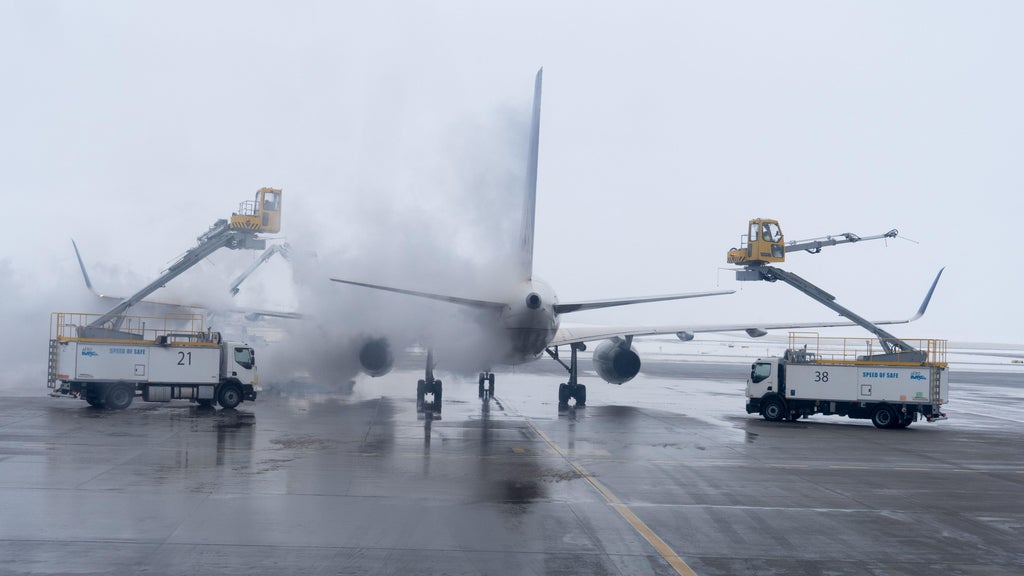Travelers warned to expect delays at Denver International Airport due ...