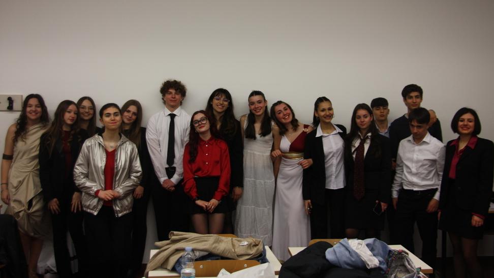 Inganni e fantasmi: la Mostellaria della 3 B Il ciclo della beffa e la ...