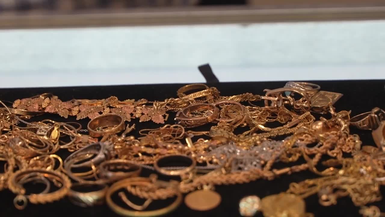 Tariffs and precious metals: Why gold prices are so high