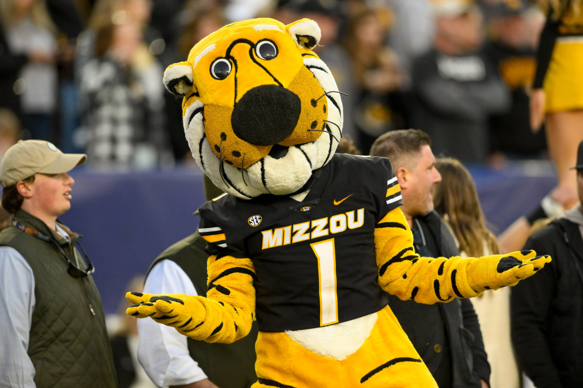 Former Iowa Tight End Gavin Hoffman Commits to Mizzou