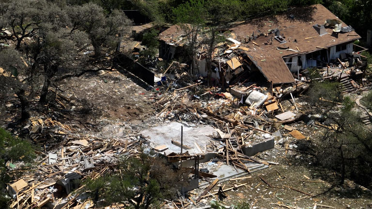 Northwest Austin home explosion: Fire marshal rules propane leak as cause