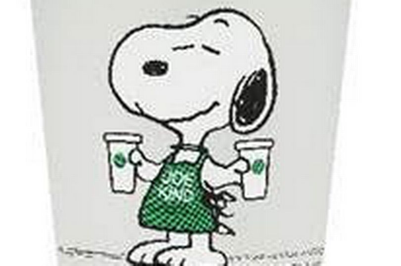 Snoopy fans are losing it over Starbucks free cup giveaway this week