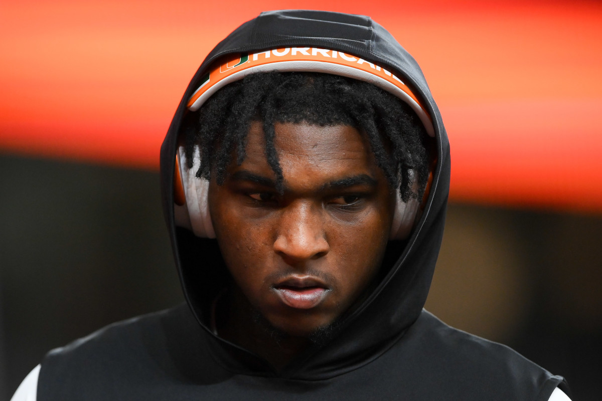 QB Cam Ward teases future Titans jersey number, but it's not the one he ...