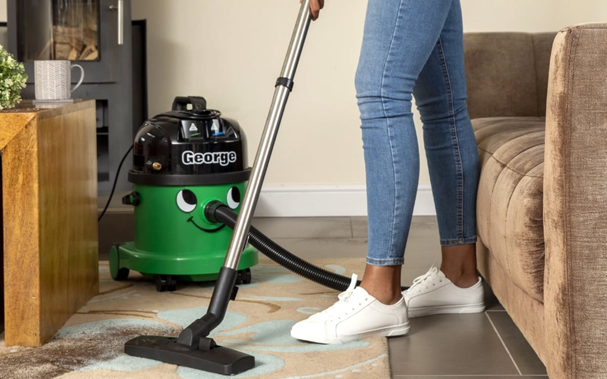 George Numatic GVE370 Wet and Dry Vacuum review: A high-performance ...