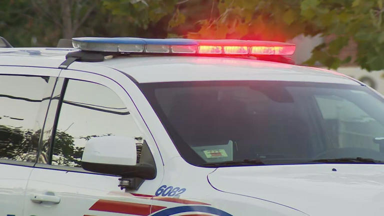 Pedestrian killed after hit-and-run crash in southeast DC, police say