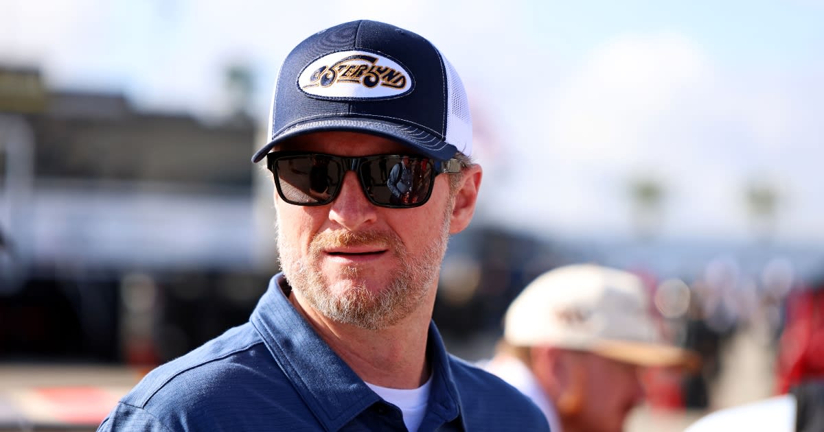 Dale Earnhardt Jr. sends warning to Kyle Larson after comments on Xfinity Series competition