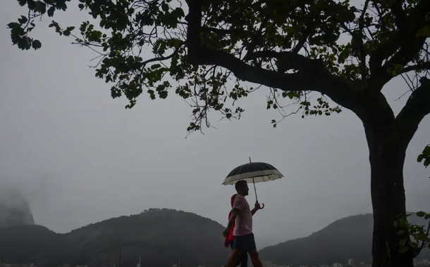 Temporal, ciclone e calor extremo: confira a previsão do tempo completa