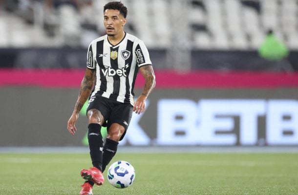 Botafogo anuncia renovação com Gregore