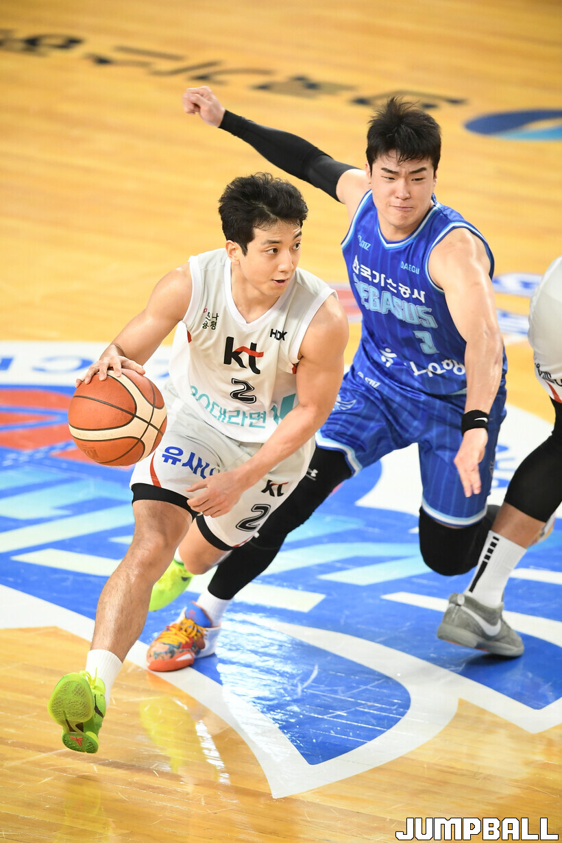 [PO 6강] 돌파하는 KT 허훈