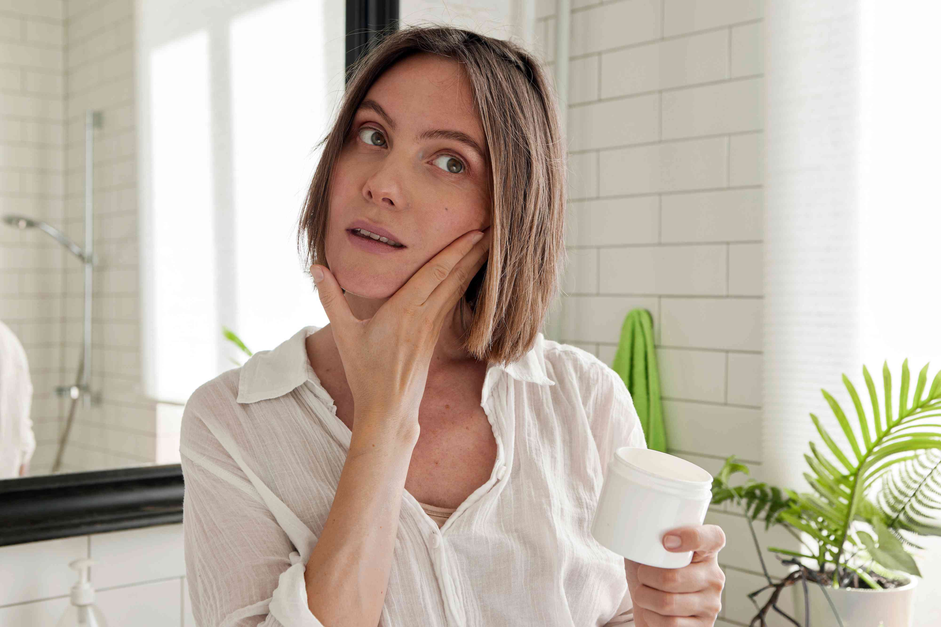 5 Benefits of Collagen Peptides, Including Skin and Joint Health