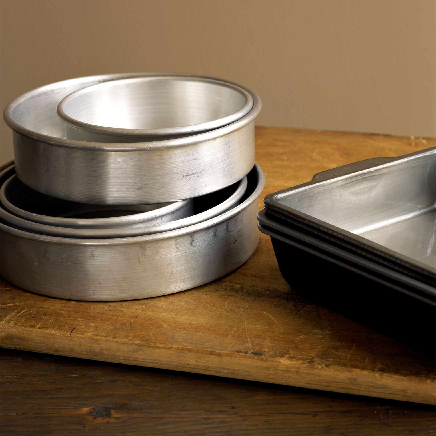 How to Adapt Baking Recipes for Different Pan Sizes