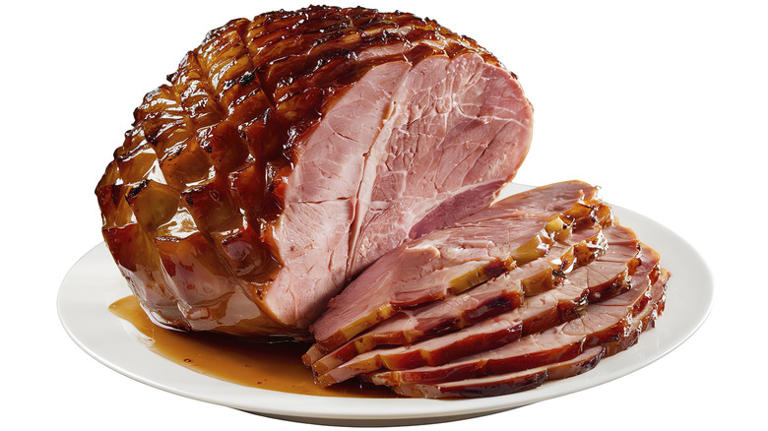The One Step You Seriously Shouldn't Skip When Cooking Ham