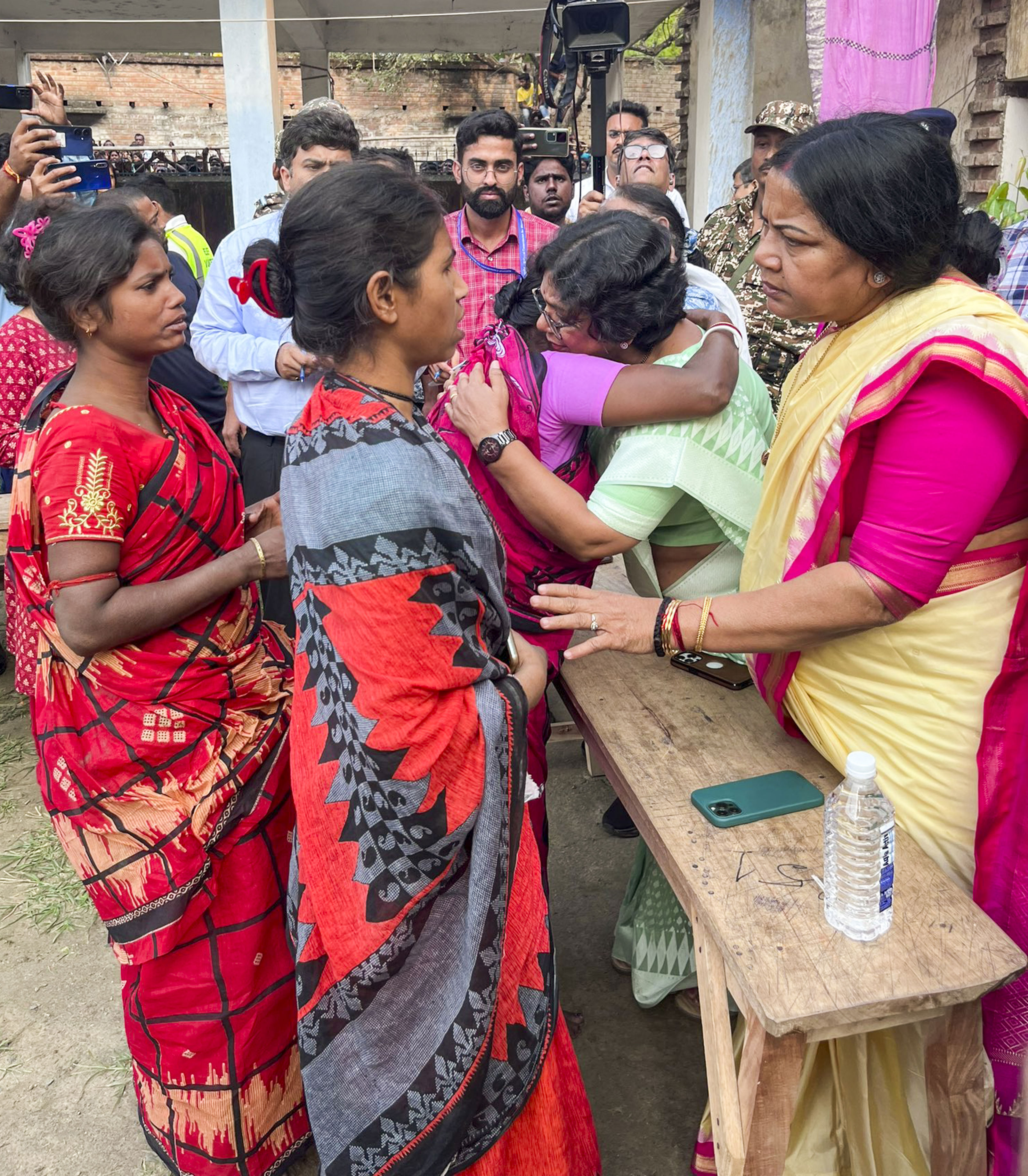 Guv defies Mamata, meets riot victims; NHRC, NCW teams visit Malda ...