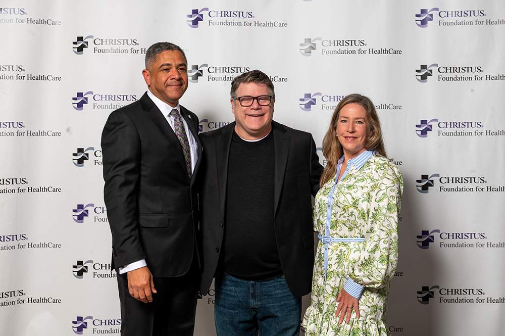 Movie icon Sean Astin shares personal story at Houston luncheon