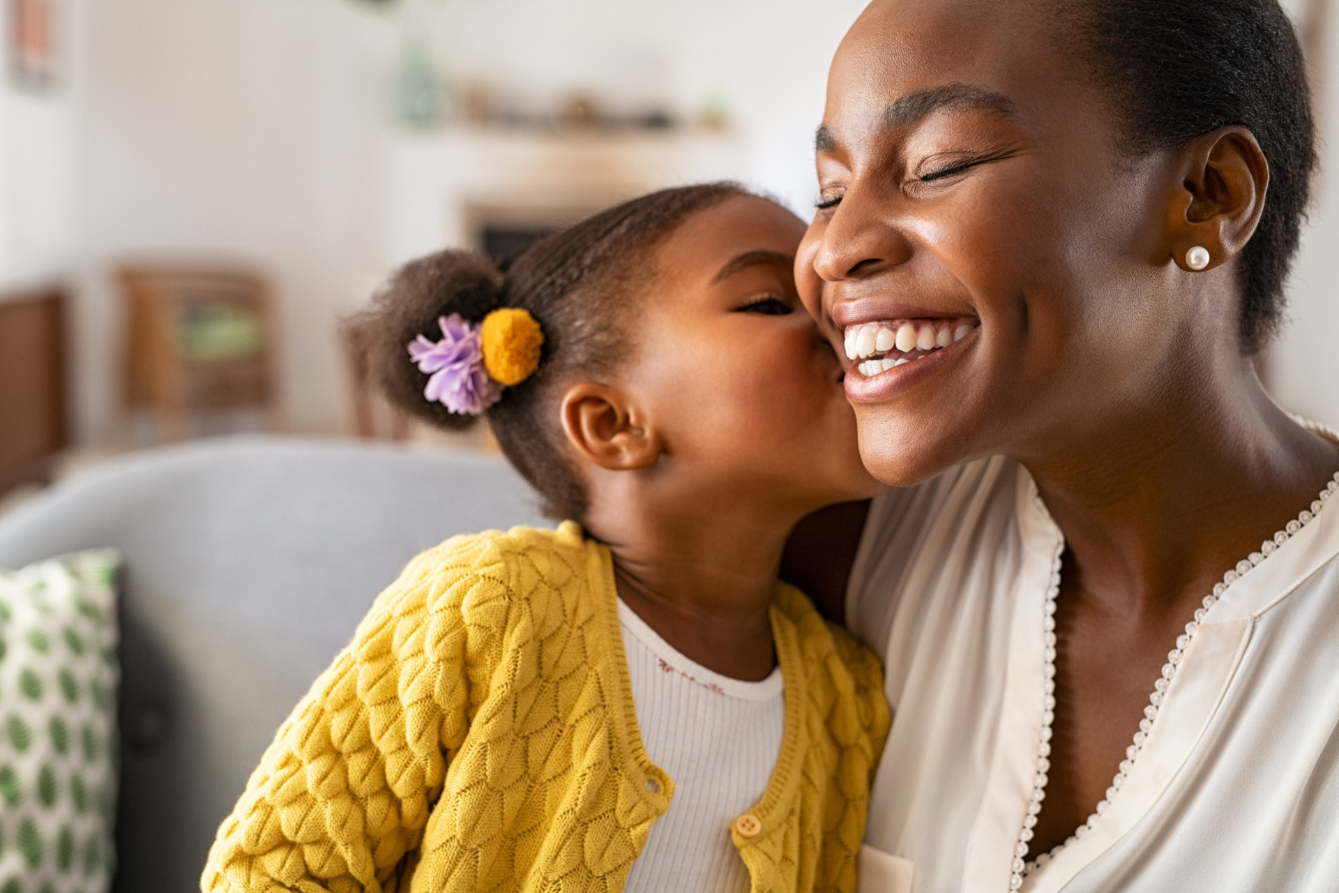 The surprising side effects of kissing