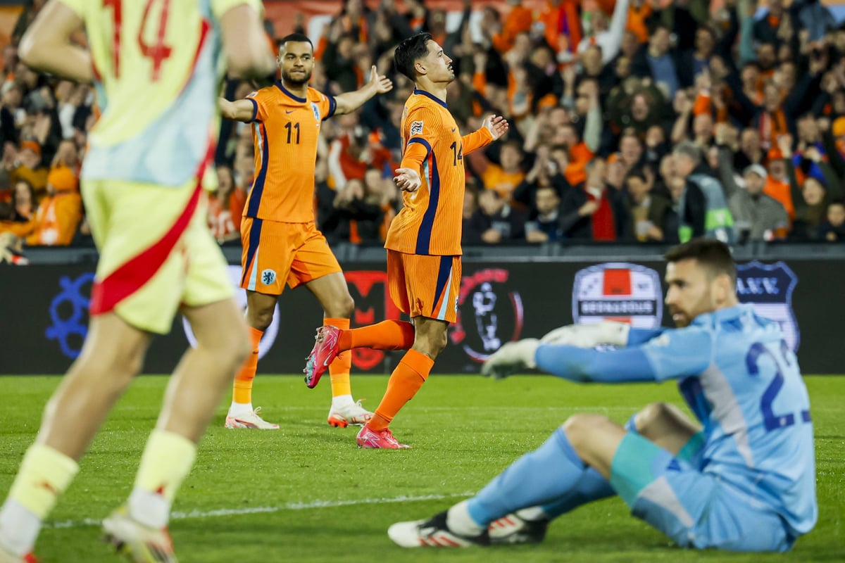 Bryan Roy: 'Ajax heeft liggen slapen! Waarom speelt hij niet in Amsterdam?'