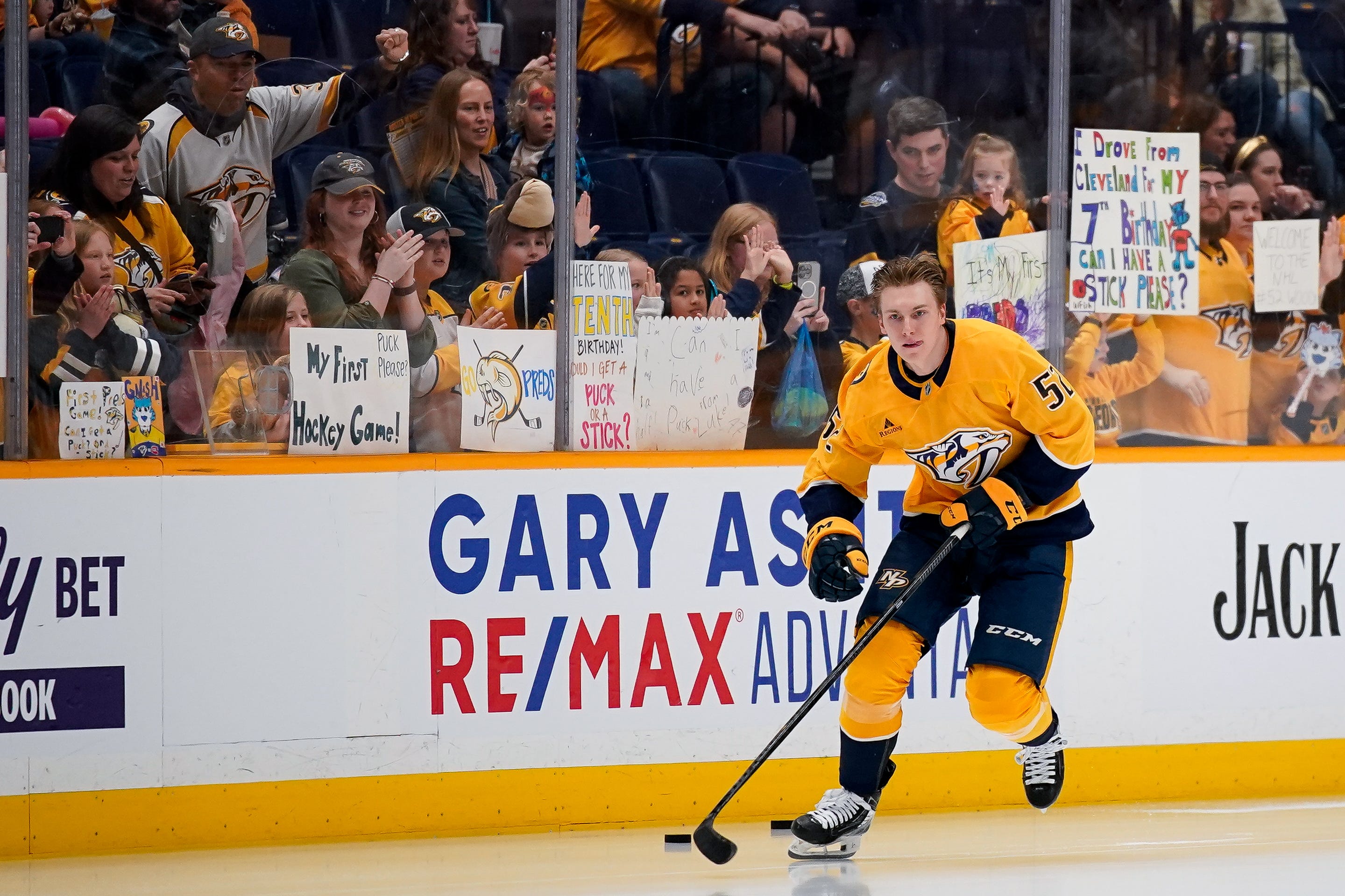 How rookie forward Matthew Wood can follow Filip Forsberg's path to ...