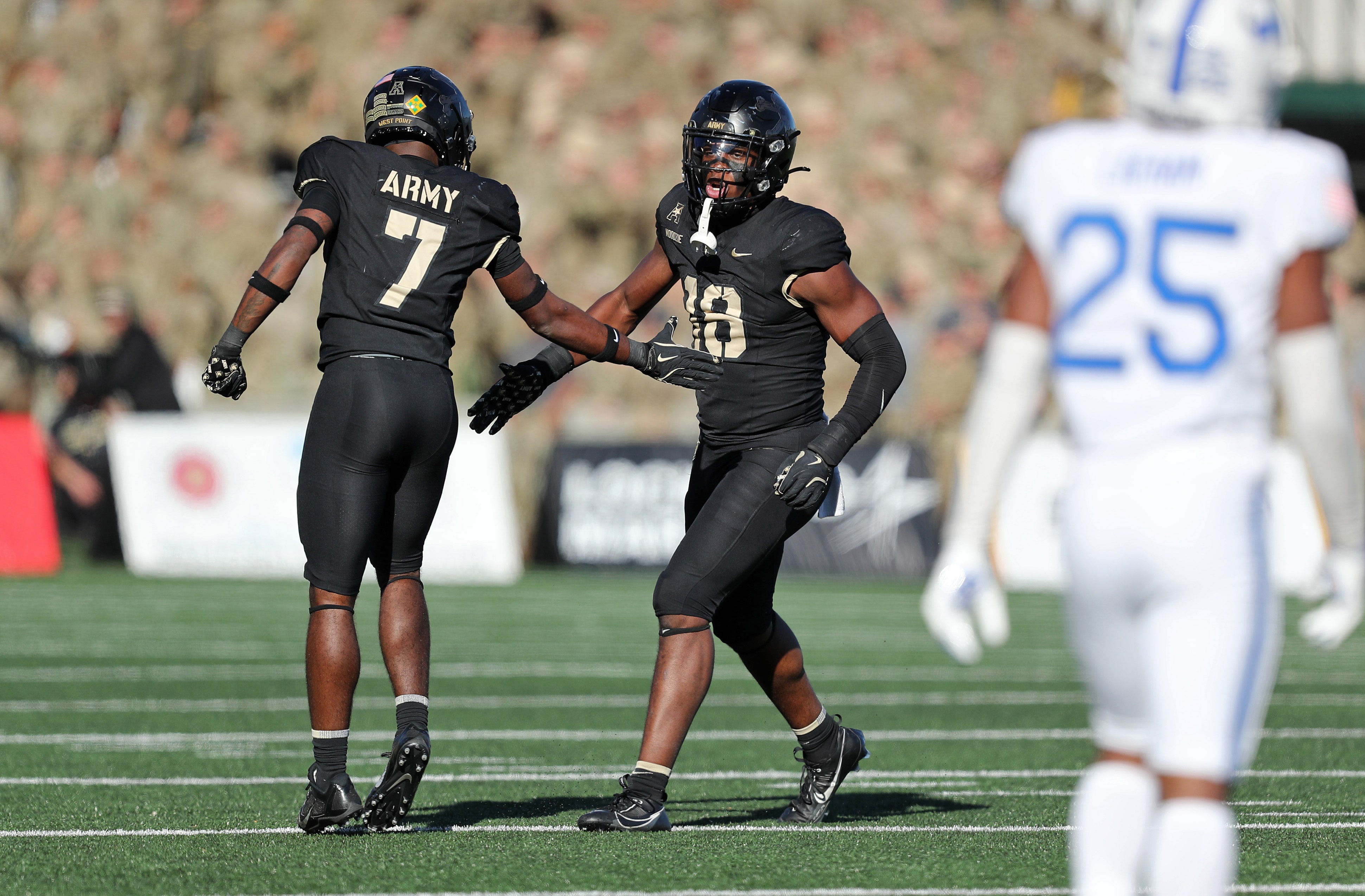 ESPN's Cole Cubelic thinks Georgia LB could win SEC defensive player of ...