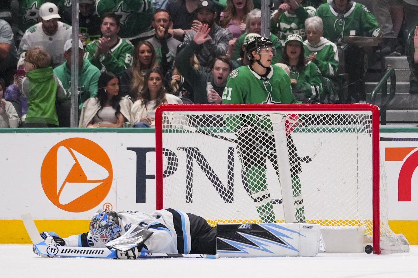 Les Stars amorceront les séries sans les services de l'as marqueur ...