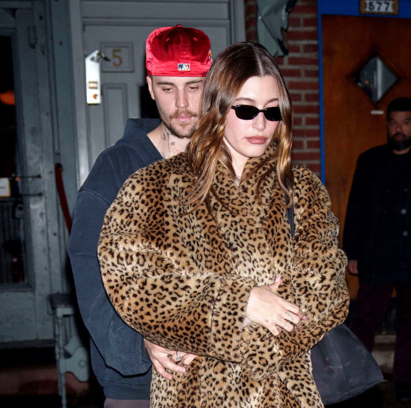 Hailey Bieber Publicly Responds to Justin Bieber Planting a Kiss on ...