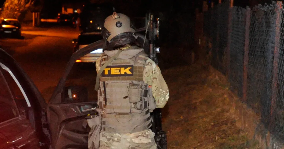 Egy törökbálinti család szerint a TEK tévedésből megrohamozta a házukat ...