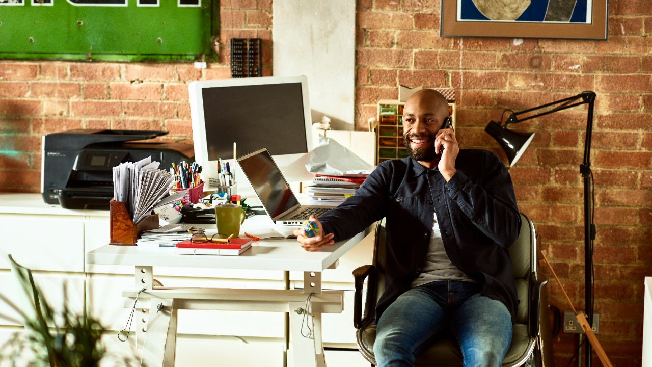 Business checking vs. personal checking: How they compare