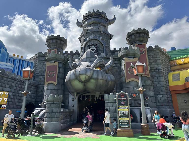 PHOTOS, VIDEO: Mario Kart Bowser's Challenge Queue Walkthrough and Ride ...