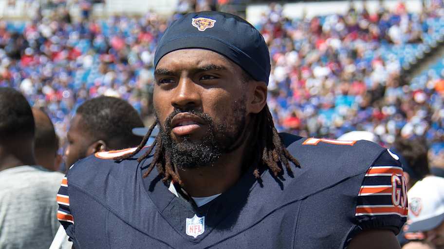 Chicago Bears fail to give Braxton Jones a vote of confidence ahead of ...